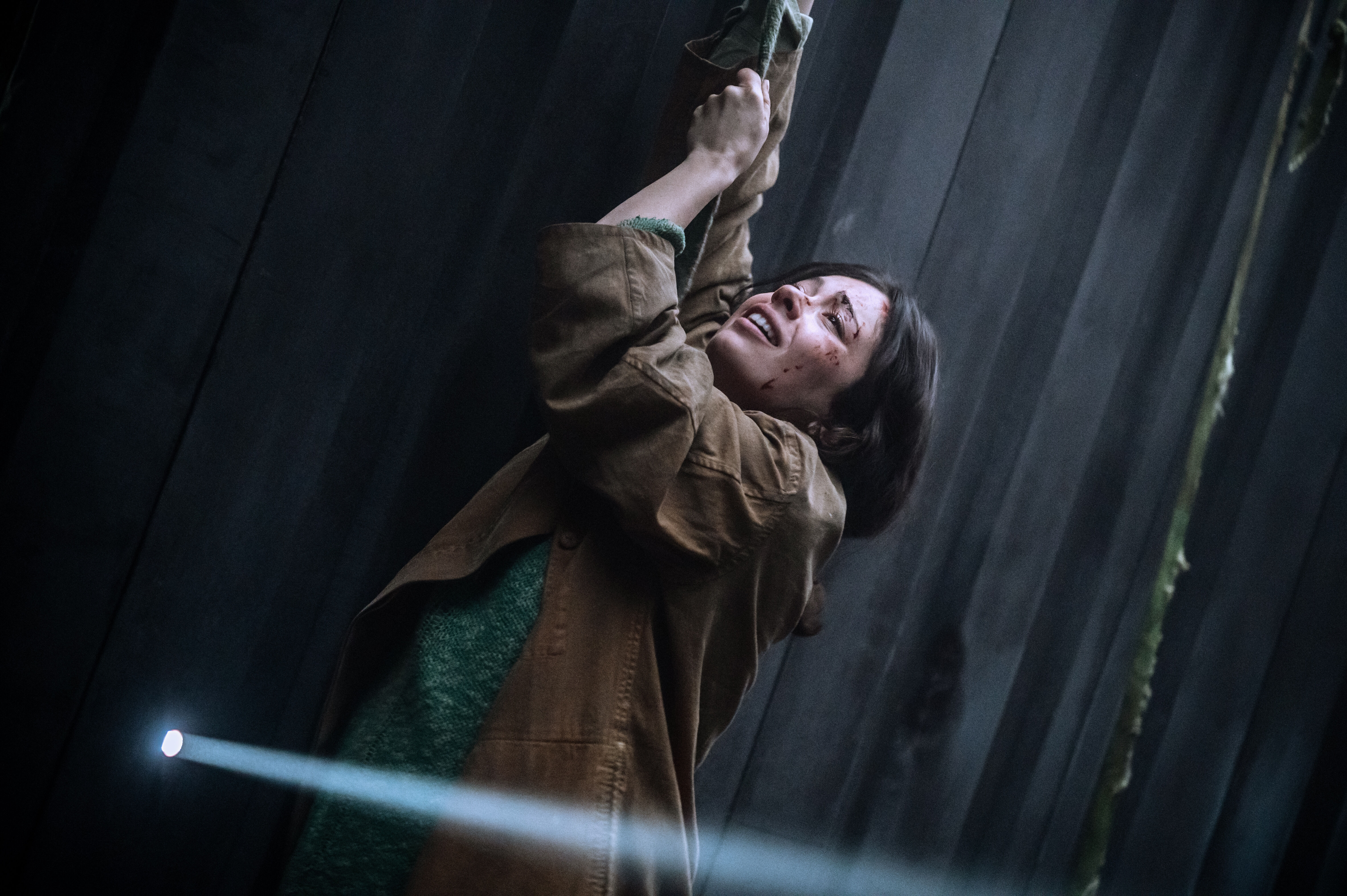 Netflix's Nowhere (2023) Movie Review & Summary: Anna Castillo Gives A ...